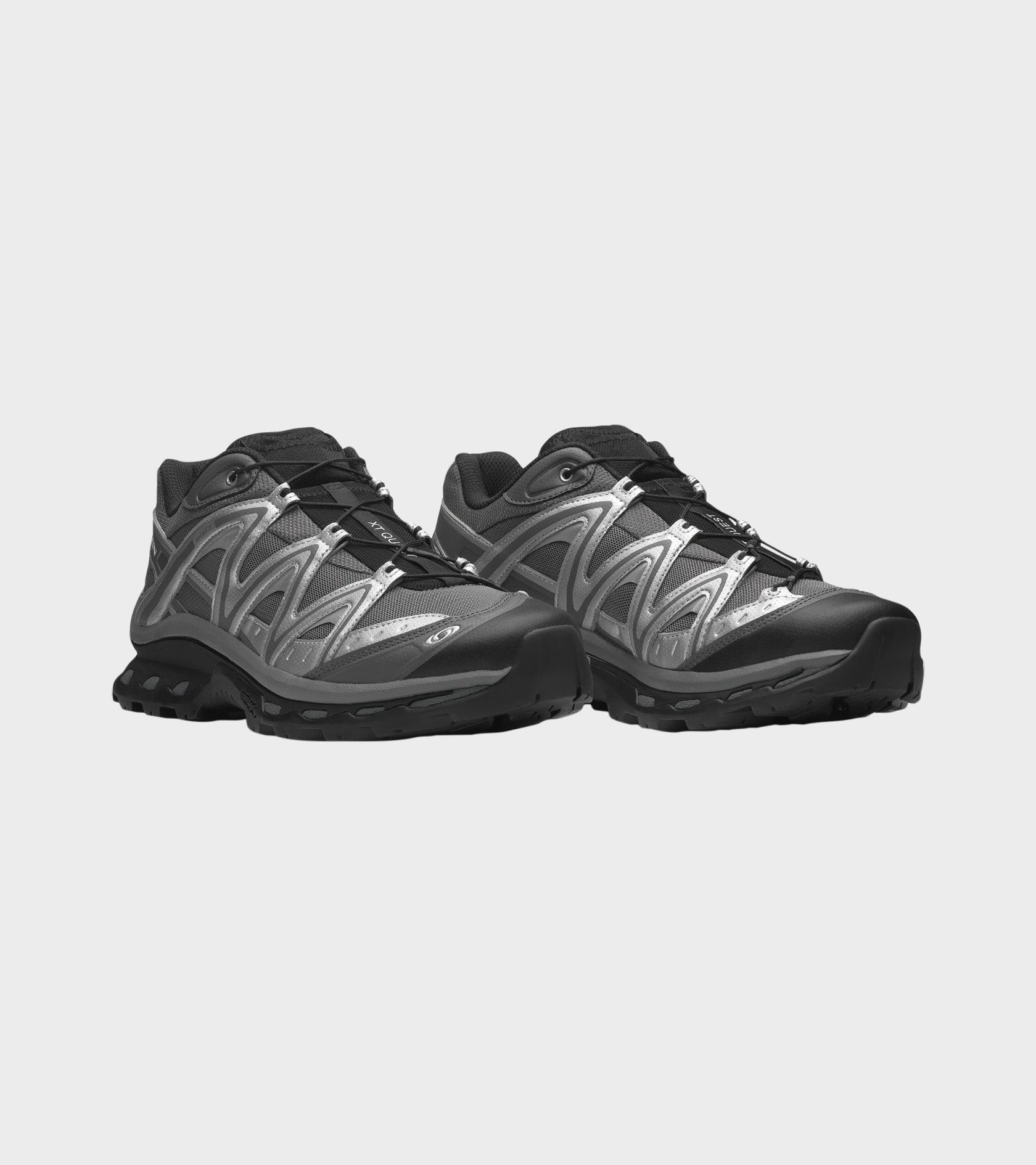 XT-Quest Black/Ftw Silver/Castlerock – Dr. Adams